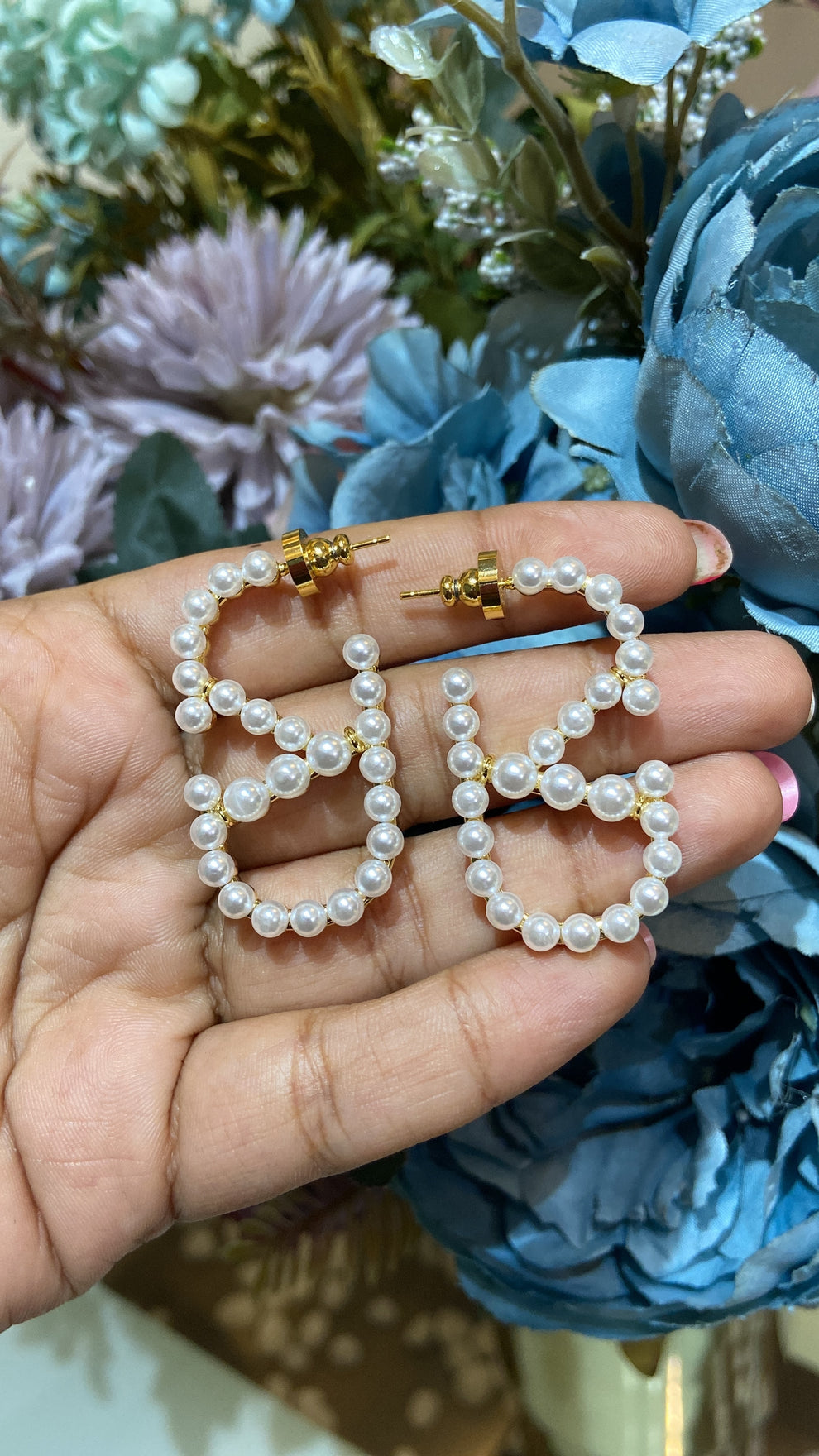 Pearl Val hoops – Primo Jewels